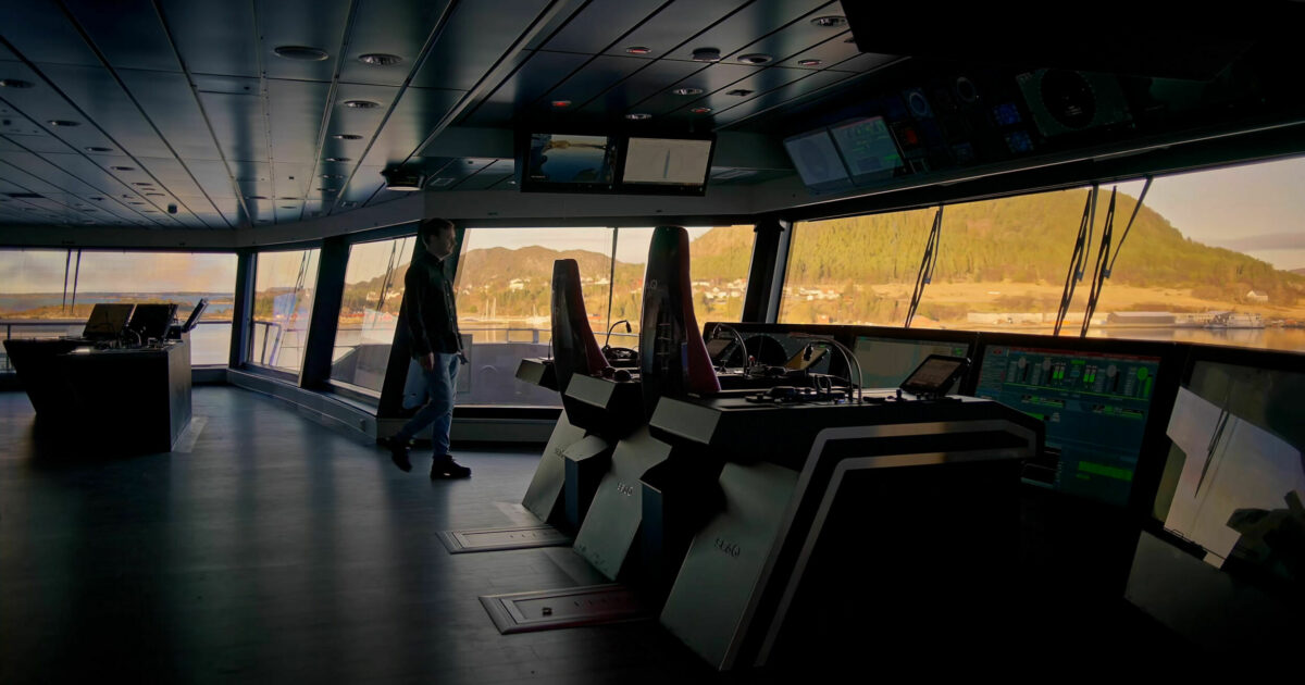 SeaQ - Setting the standard for integrated bridge systems - VARD