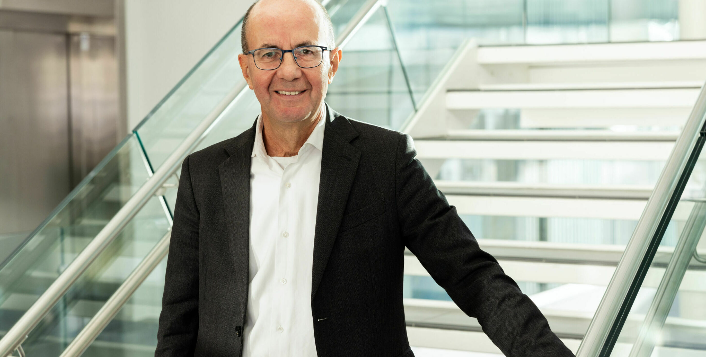 VARD signs a contract for two additional hybrid Commissioning Service ...