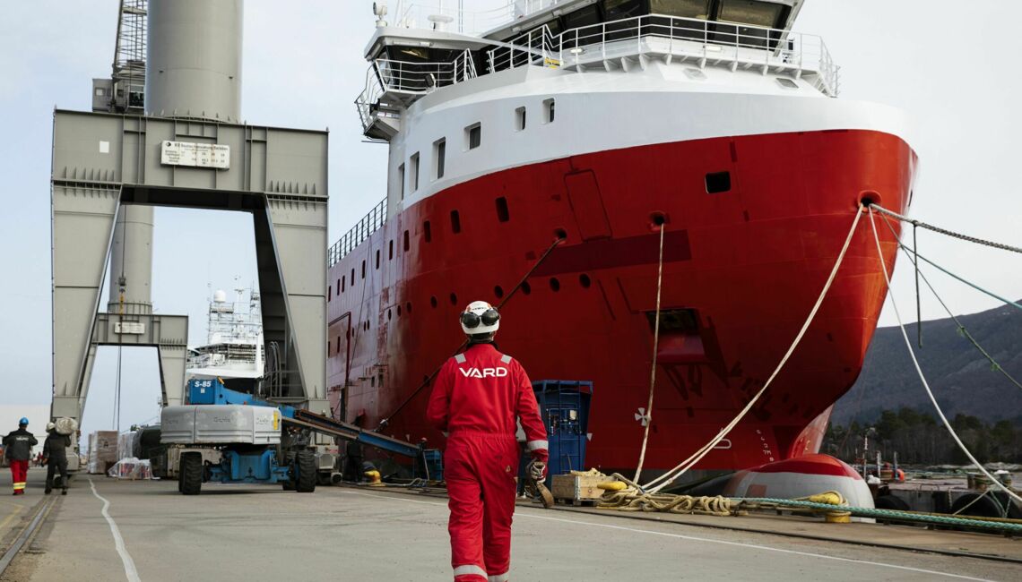 International customer contracts VARD for five Walk-to-work vessels - VARD